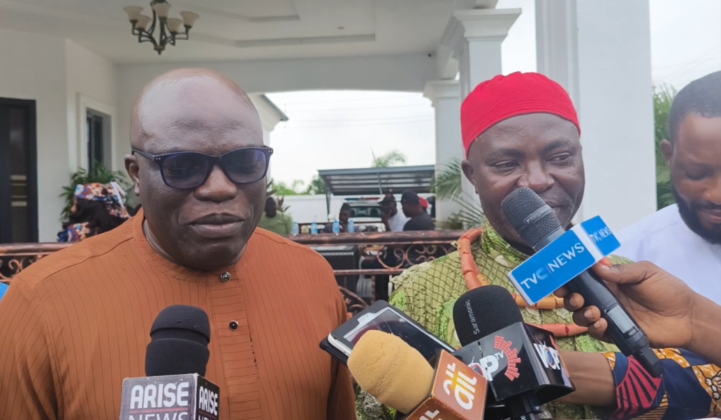 Nigerian Army—Oghede Land Conflict: Enogie, Elders Pay Thank You Visit ...